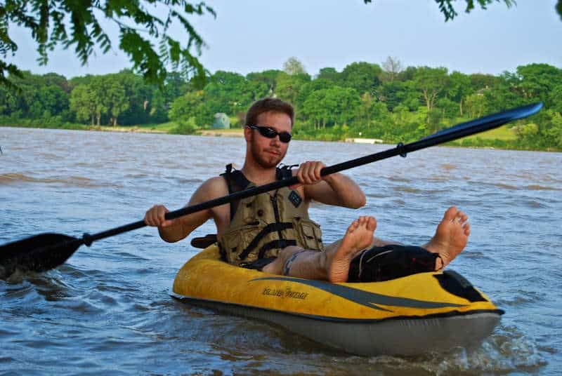 CÓMO REMAR HACIA ADELANTE EN KAYAK TE CONTAMOS TODOS NUESTROS TRUCOS